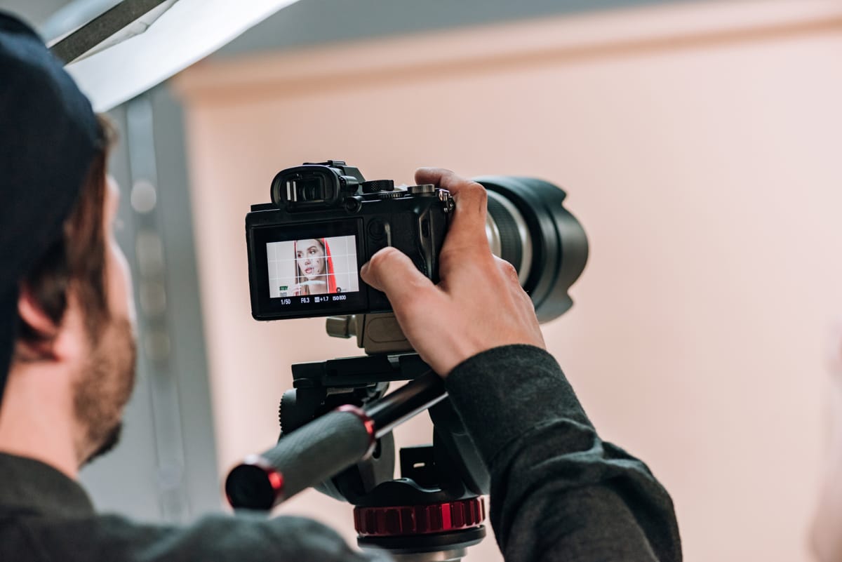 How Do I Get Professional Photos for My Website? | Artonic